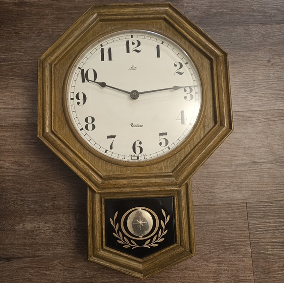 Wall Decor | Vintage 196s Bald Eagle Electric Robert Shaw Lux Pendulum Wall Clock Works | Poshmark